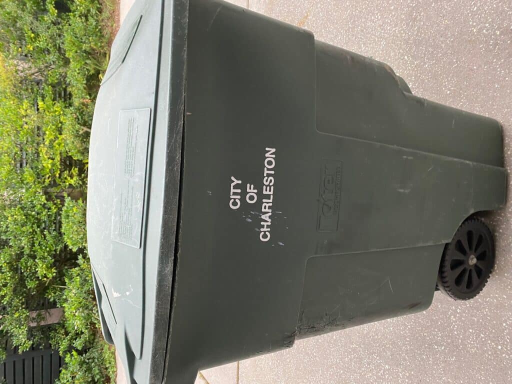 How Should I Report Missed Garbage & Yard Debris Pickup? - Daniel ...